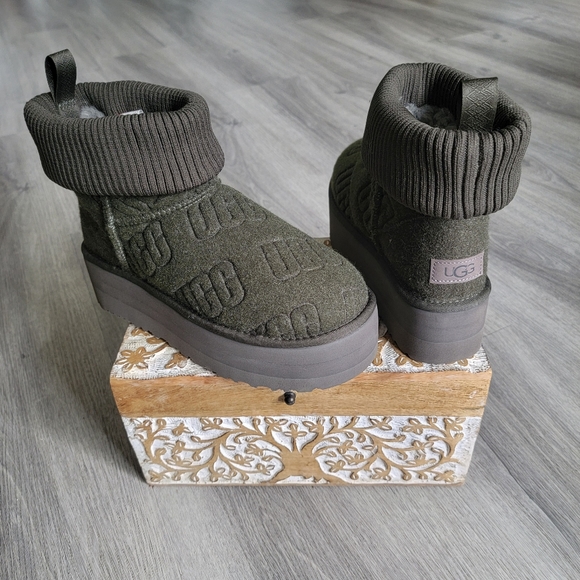 UGG | Shoes | Ugg Classic Mini Platform Felted Boot | Poshmark